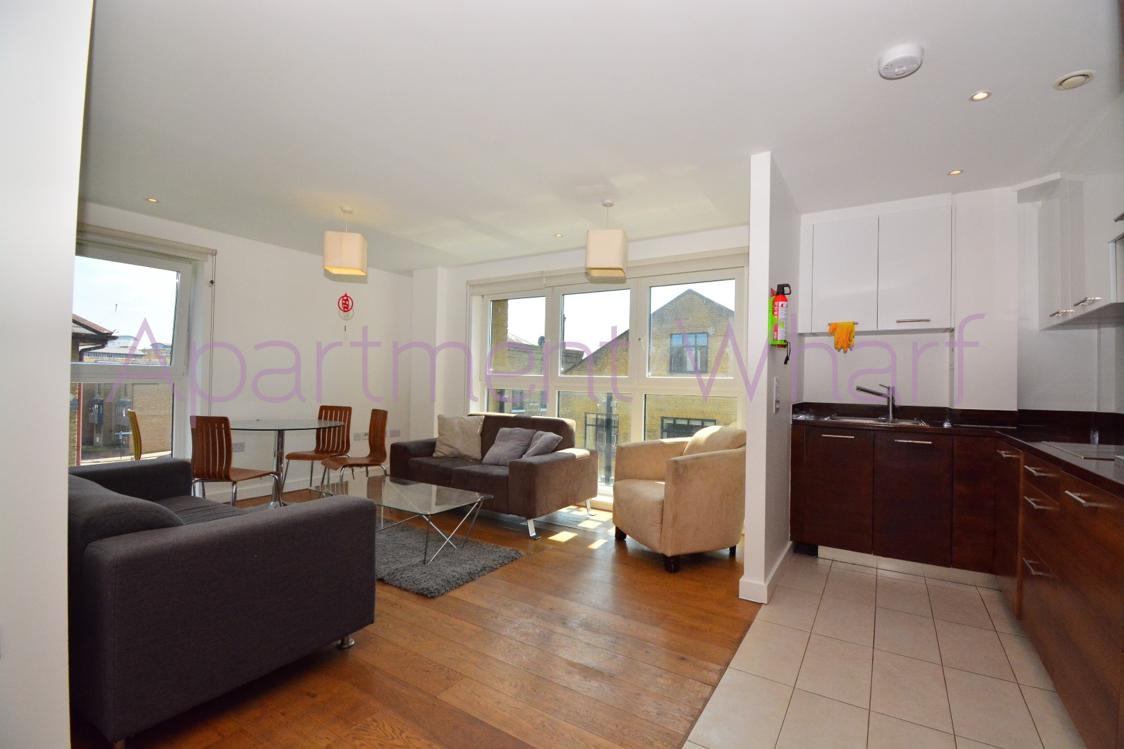 Apartment, Canary Wharf, e14 3AA , London